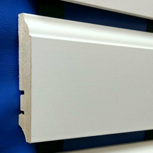 Плинтус МДФ Hannahholz Белый 81/301