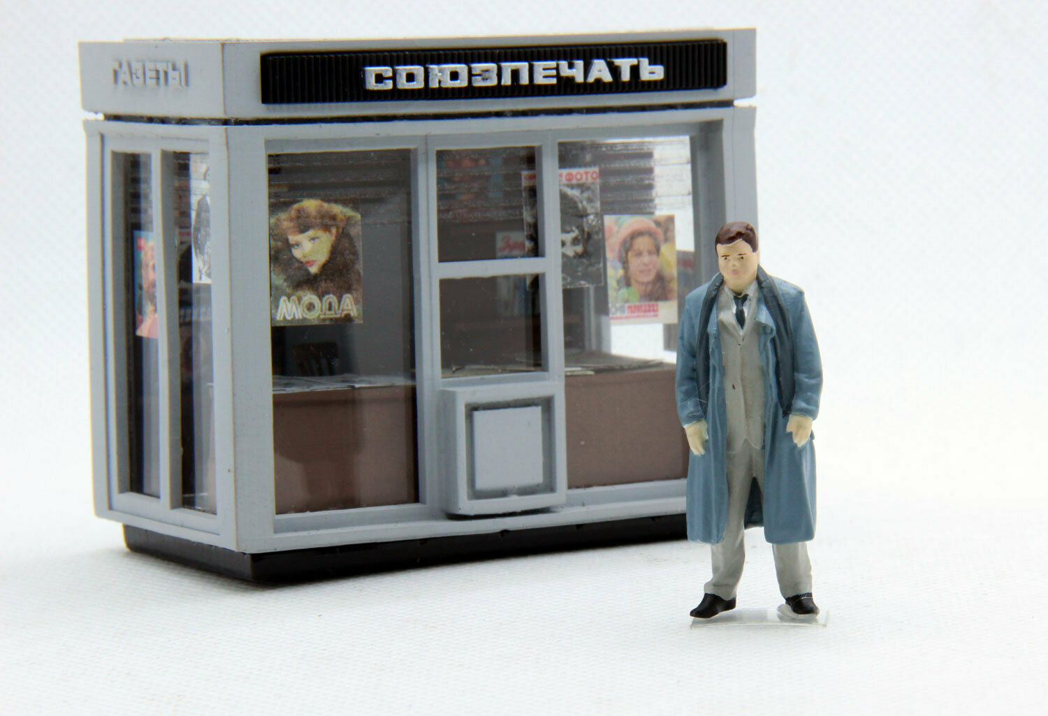 Товарищ Денисов модель в масштабе 1:43