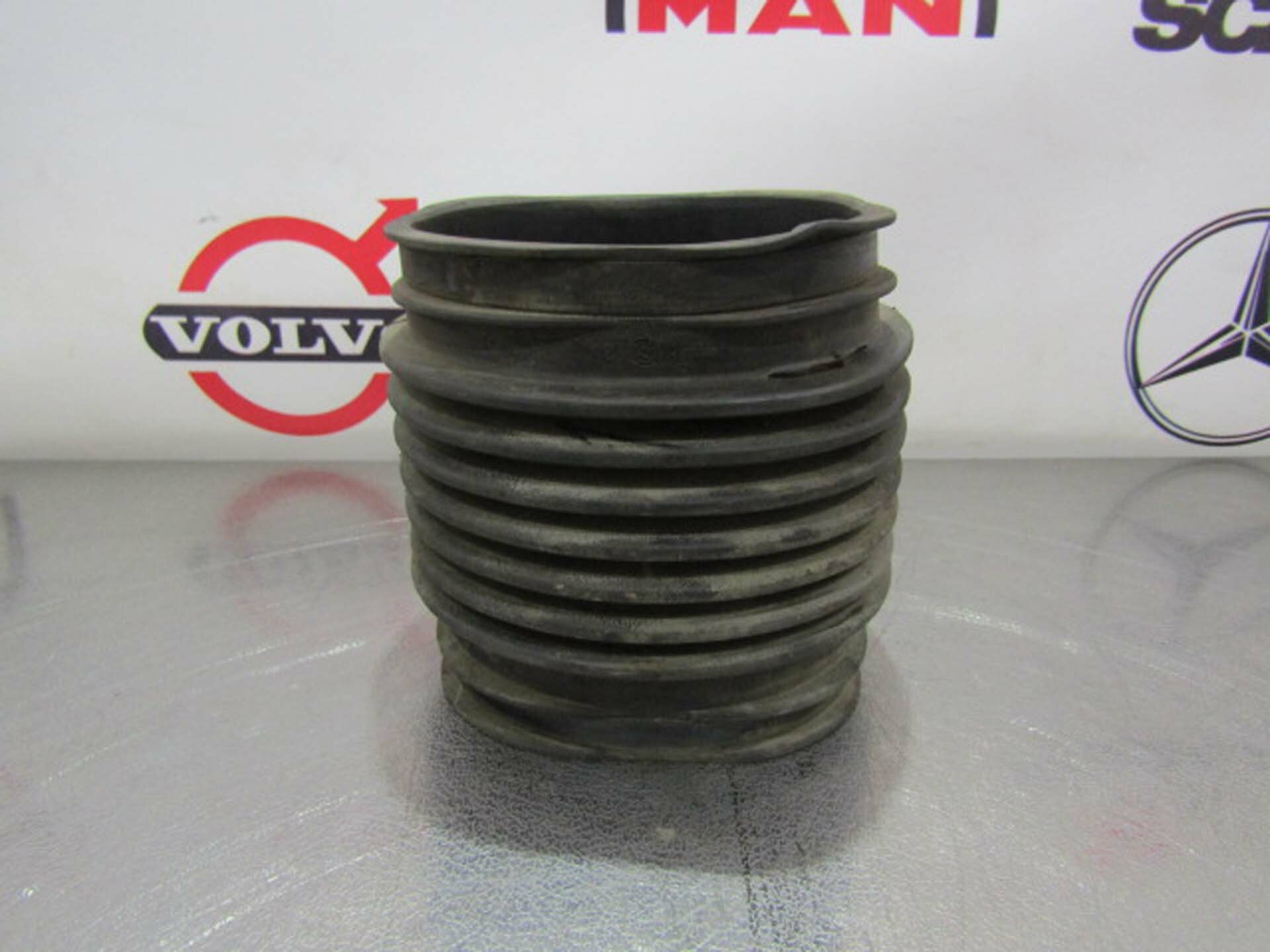 Гофра патрубка воздушного фильтра MAN TGX, TGS, TGA / Дефект!!! Трещина!!!