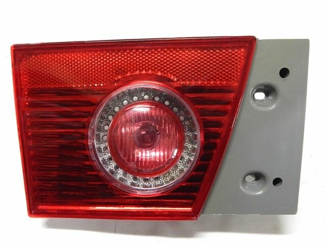 Фонарь Chery Amulet задний правый на крышке багажника (светодиодный)