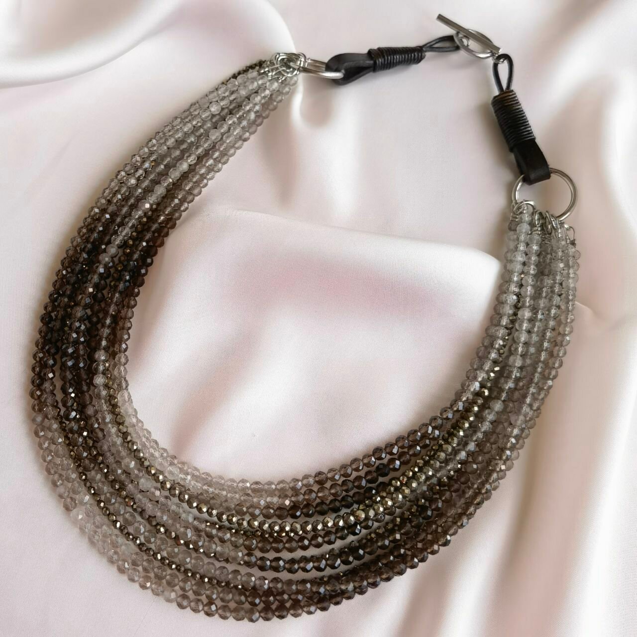 Колье, раухтопаз