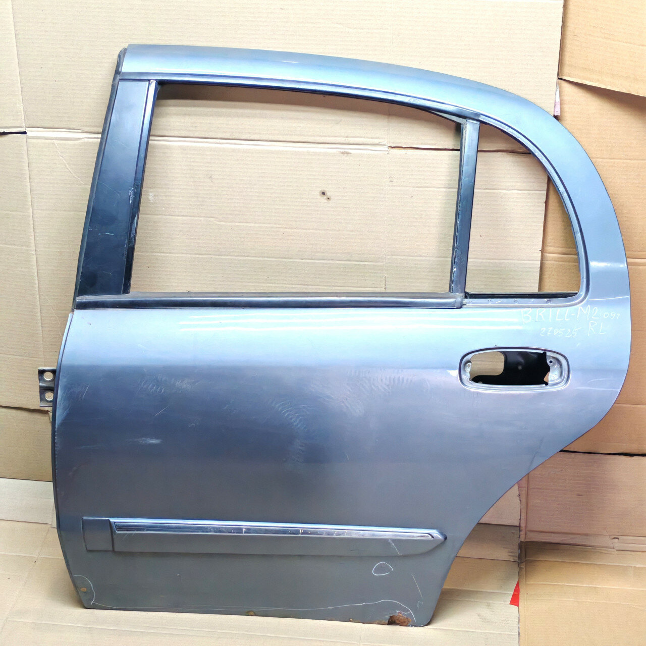 Дверь задняя левая Brilliance M2