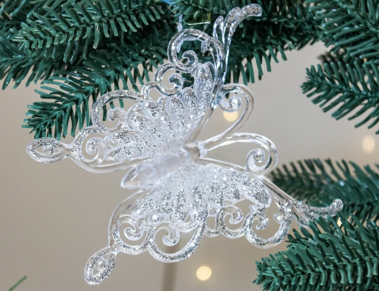 Ёлочное украшение на клипсе бабочка, акрил, серебристая, 12 см, Forest Market 150028
