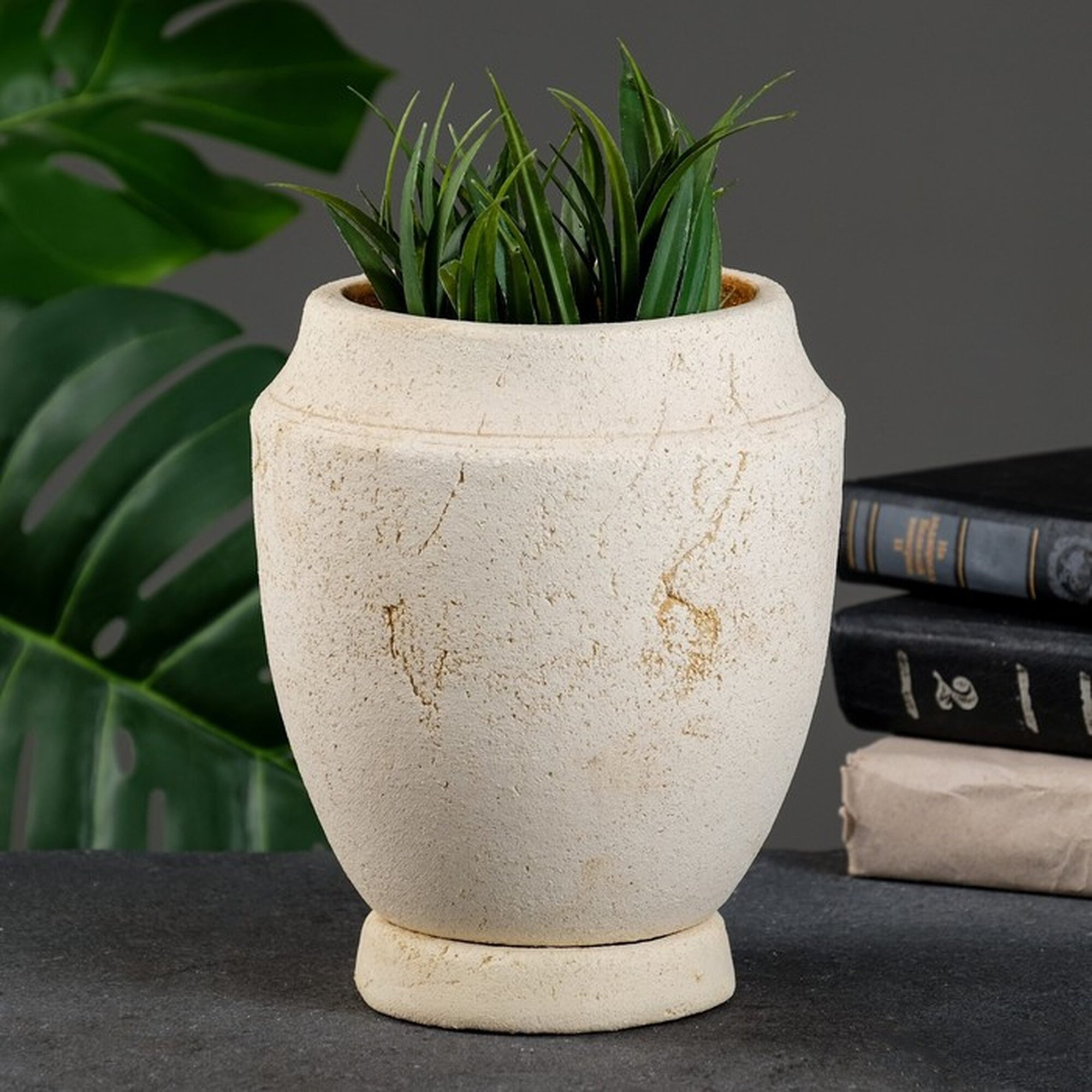 Кашпо Хорошие сувениры "Классик", настольное, для дома, цвет слоновая кость