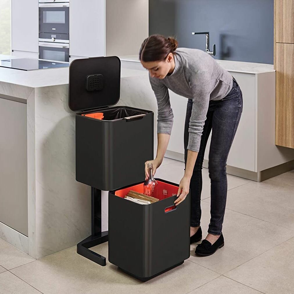 Контейнер для раздельного сбора мусора