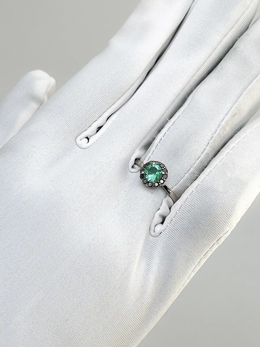 Кольцо, белое золото, 585 проба, родирование, изумруд, бриллиант