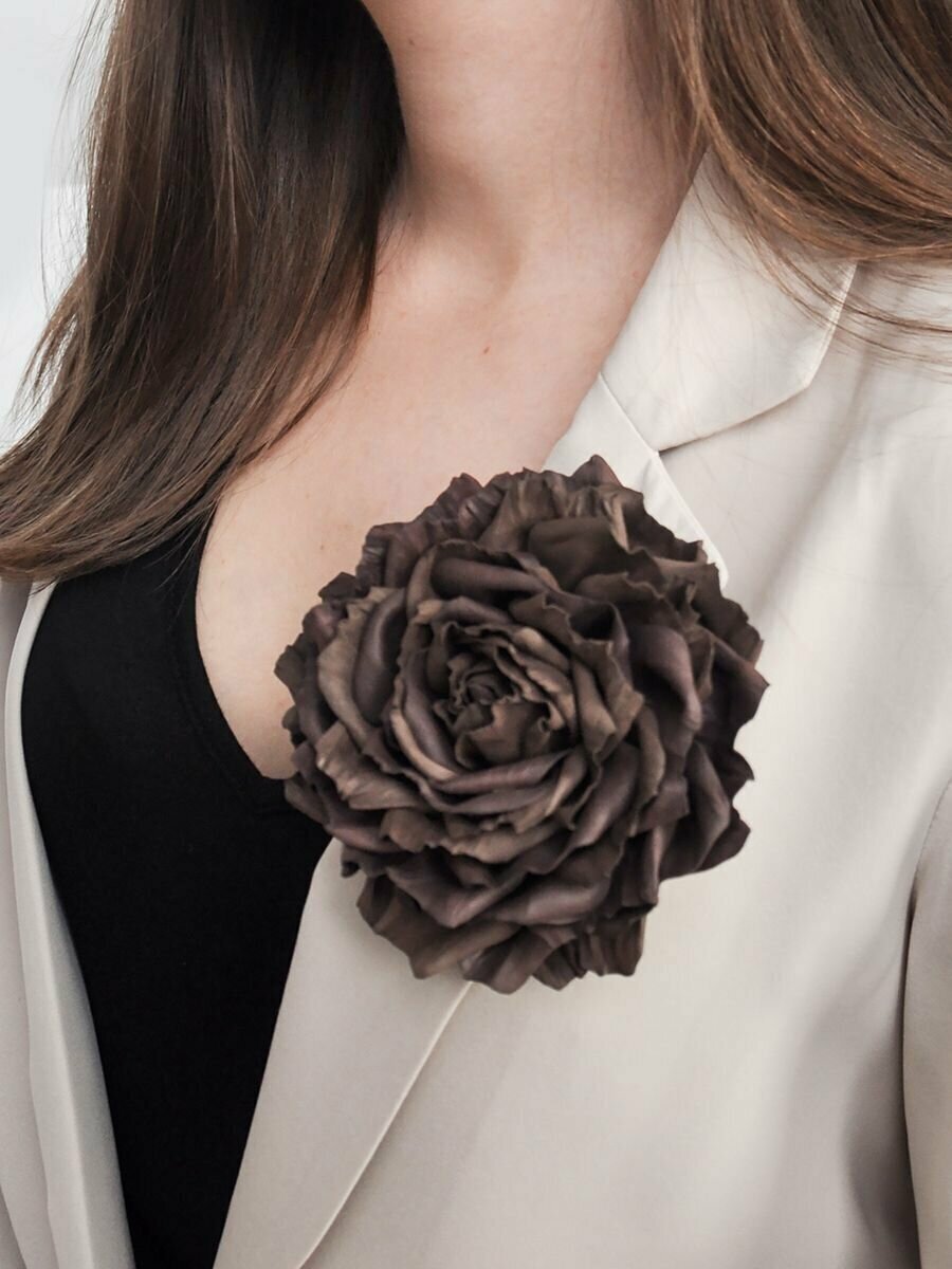 Заколка-брошь для волос/одежды/сумки большой цветок роза темно-коричневая 0021