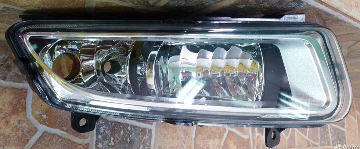 Фара противотуманная, правая, для Volkswagen Polo (аналог)