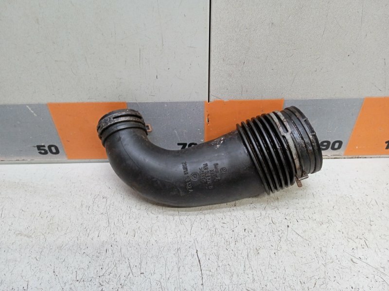 Б/У 4.9 TDI, Фольксваген Туарег Воздуховод Volkswagen Touareg 2004 265008 VAG арт. 7L6128628B