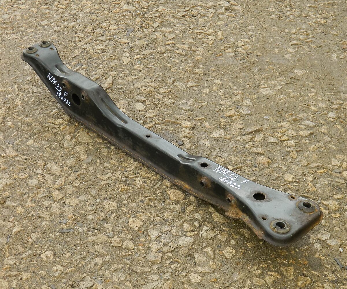 Балка передняя продольная Maxima A32