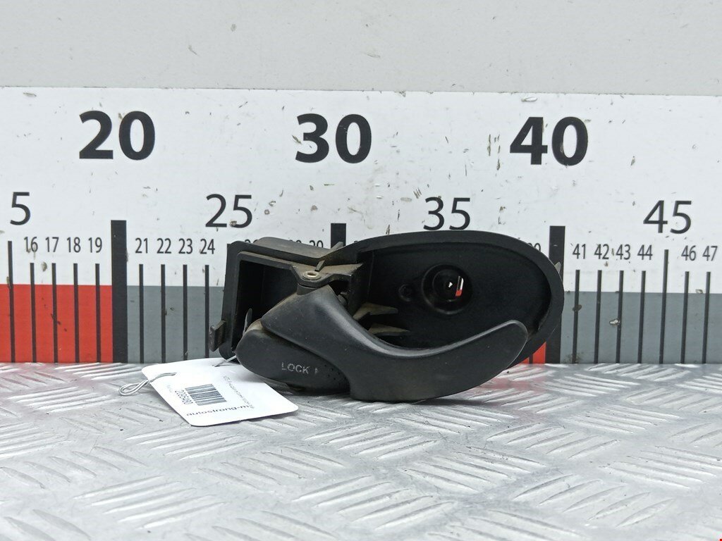 Ручка двери внутренняя передняя левая Ford Focus 1 XS41A22601AK арт. 2095480