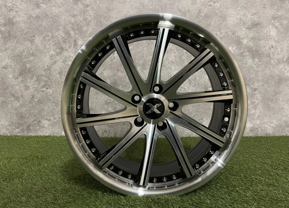 Литой диск Kyowa Racing модель KR1024 5x112 R18 8j ET26 цо 66.6 с полированными лучами, серебристый.