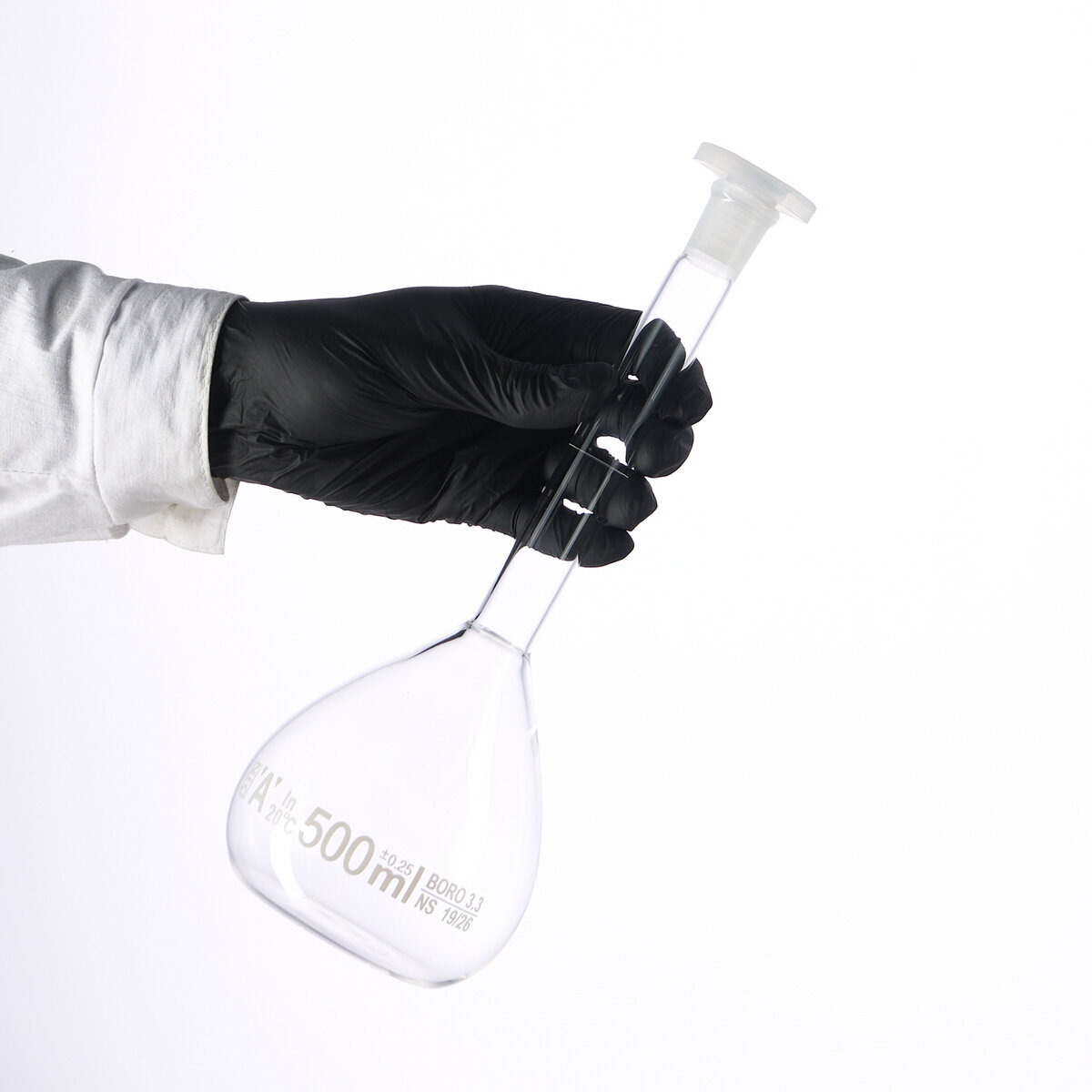 Колба мерная 500 мл, пластиковая пробка, с одной меткой, Лаборио 2а-500-2