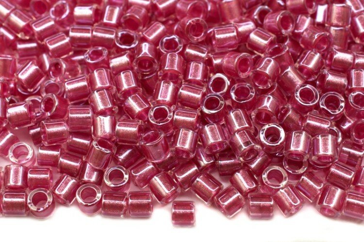 Бисер японский MIYUKI Delica цилиндр 8/0 DBL-0902 хрусталь/роза, сверкающий/окрашенный изнутри, 5 грамм