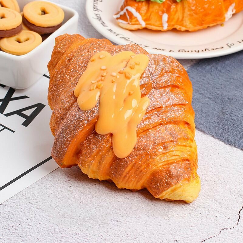 Таба сквиш круассан, антистресс игрушка мягкая булка