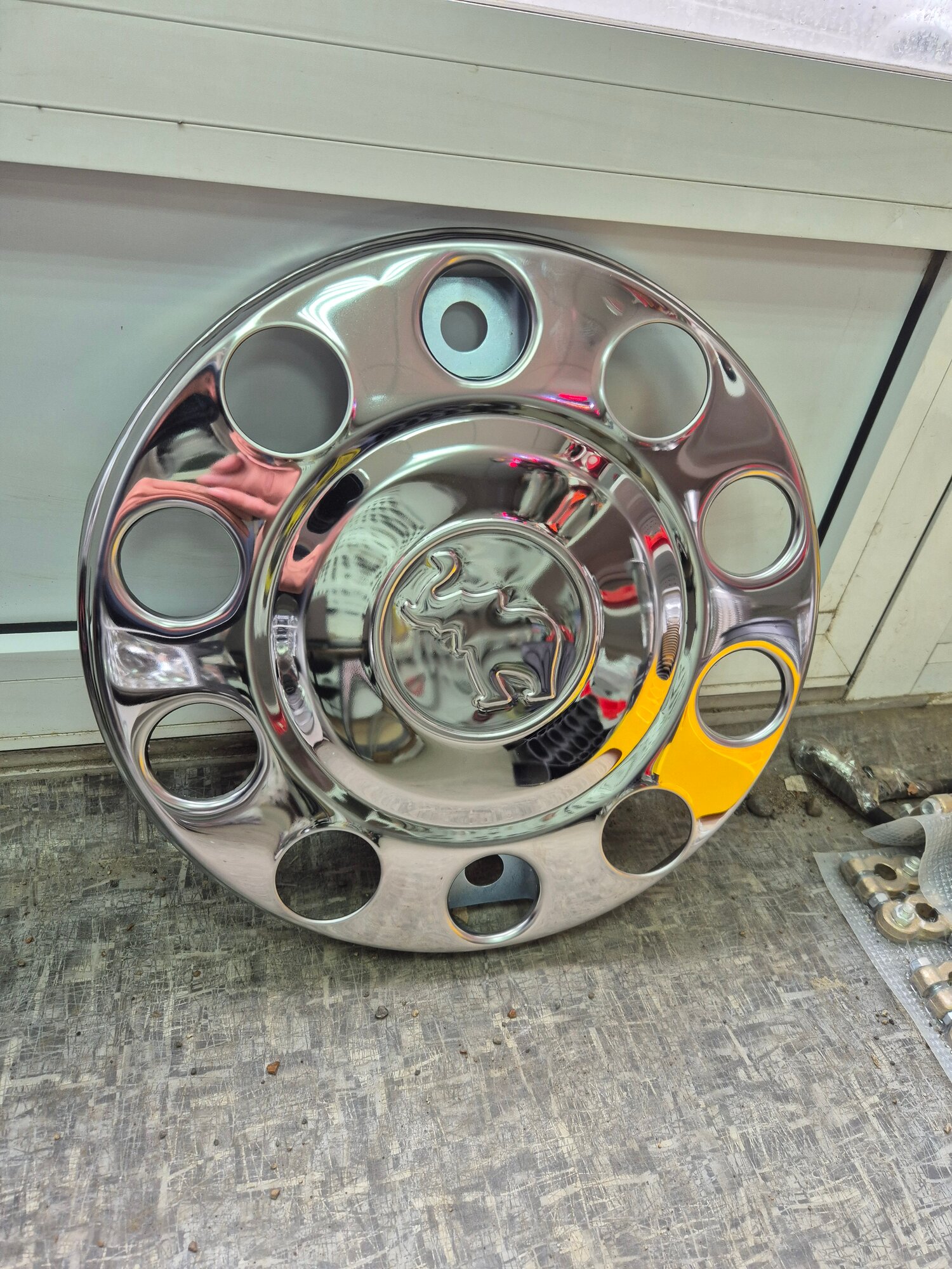 Колпак колеса R22,5 из нержавеющей стали