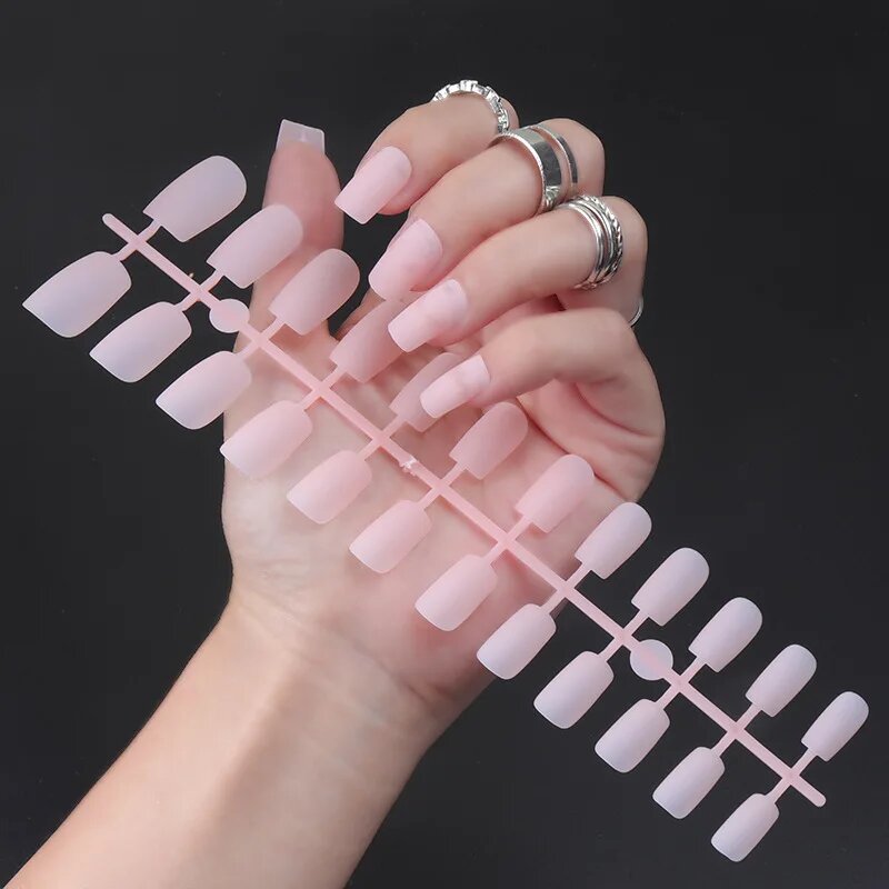Накладные ногти матовые, 24 шт, CFM-33-NAILS STRIPS