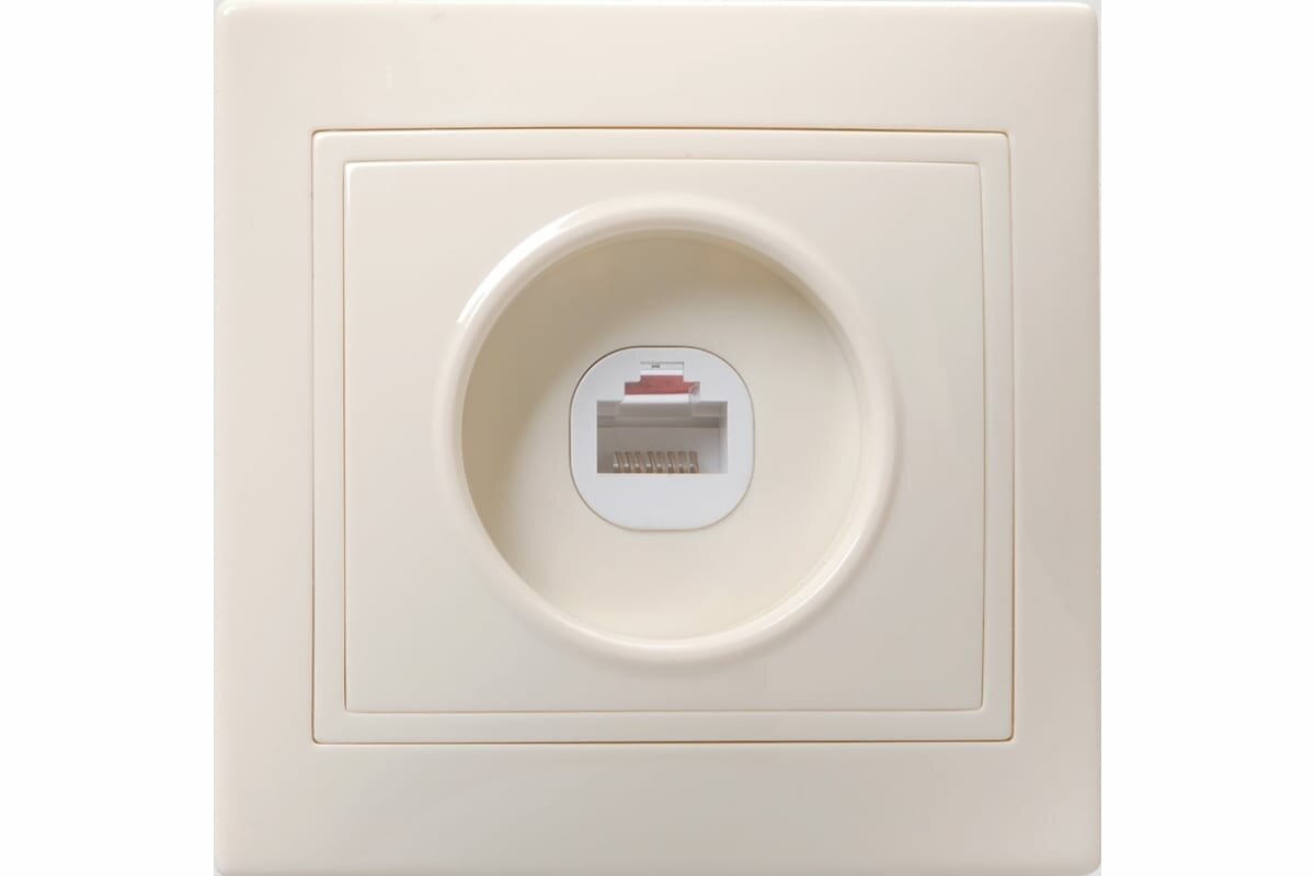IEK кварта компьютерная 1-местная розетка кремового цвета EKK10-K33-DM для ПК в корпусе