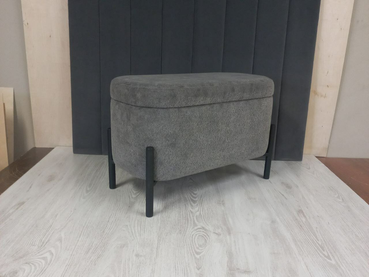 Банкетка MN Мебель "Bambi 014", с ящиком для хранения, массив дерева, 65х33х42 см, серая