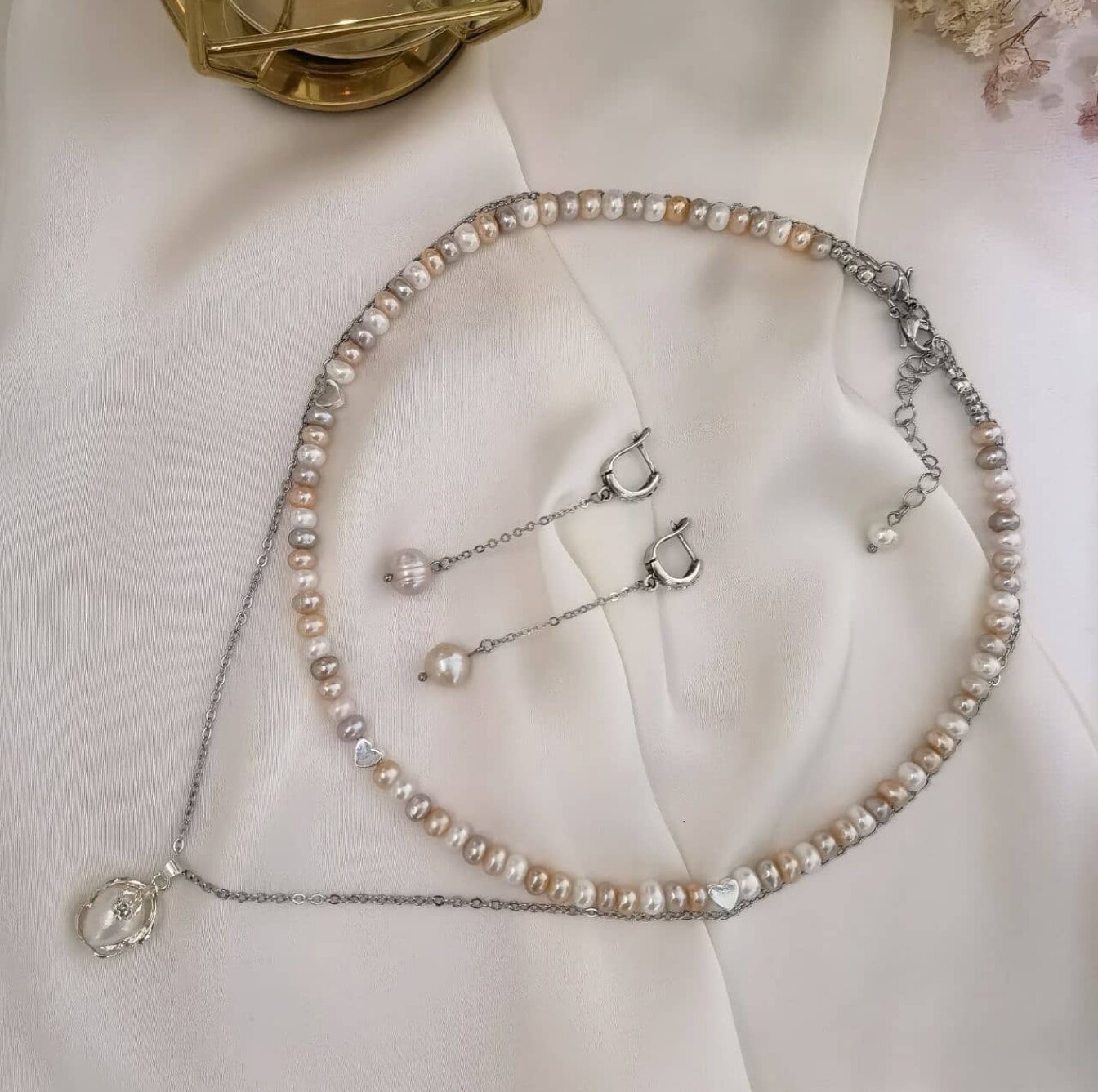 Комплект бижутерии: подвеска, цепь, серьги, колье, жемчуг культивированный