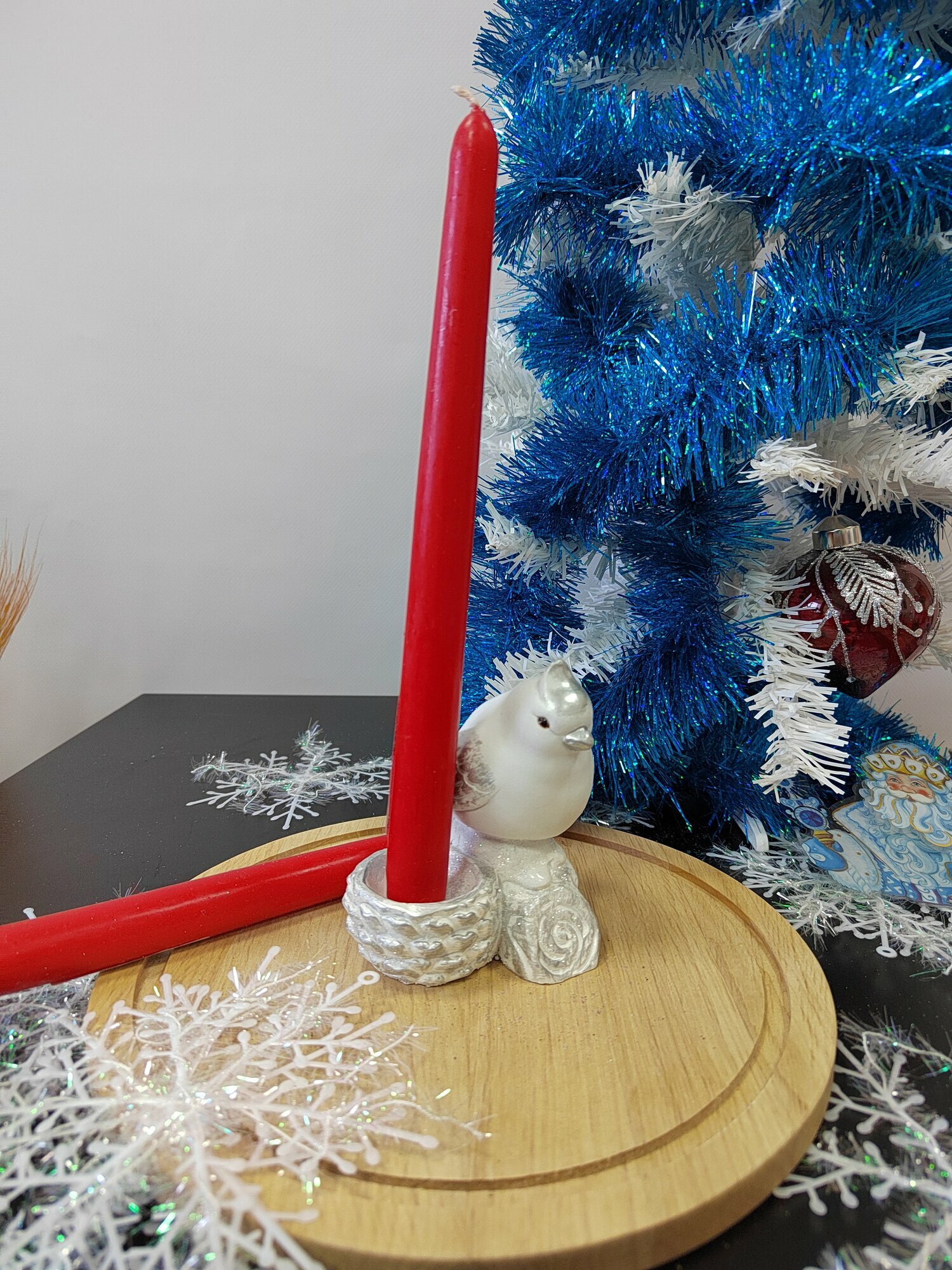 Набор Подсвечник "Птичка у шишки" белый с серебром свеча красная 2 штуки новый ГОД!