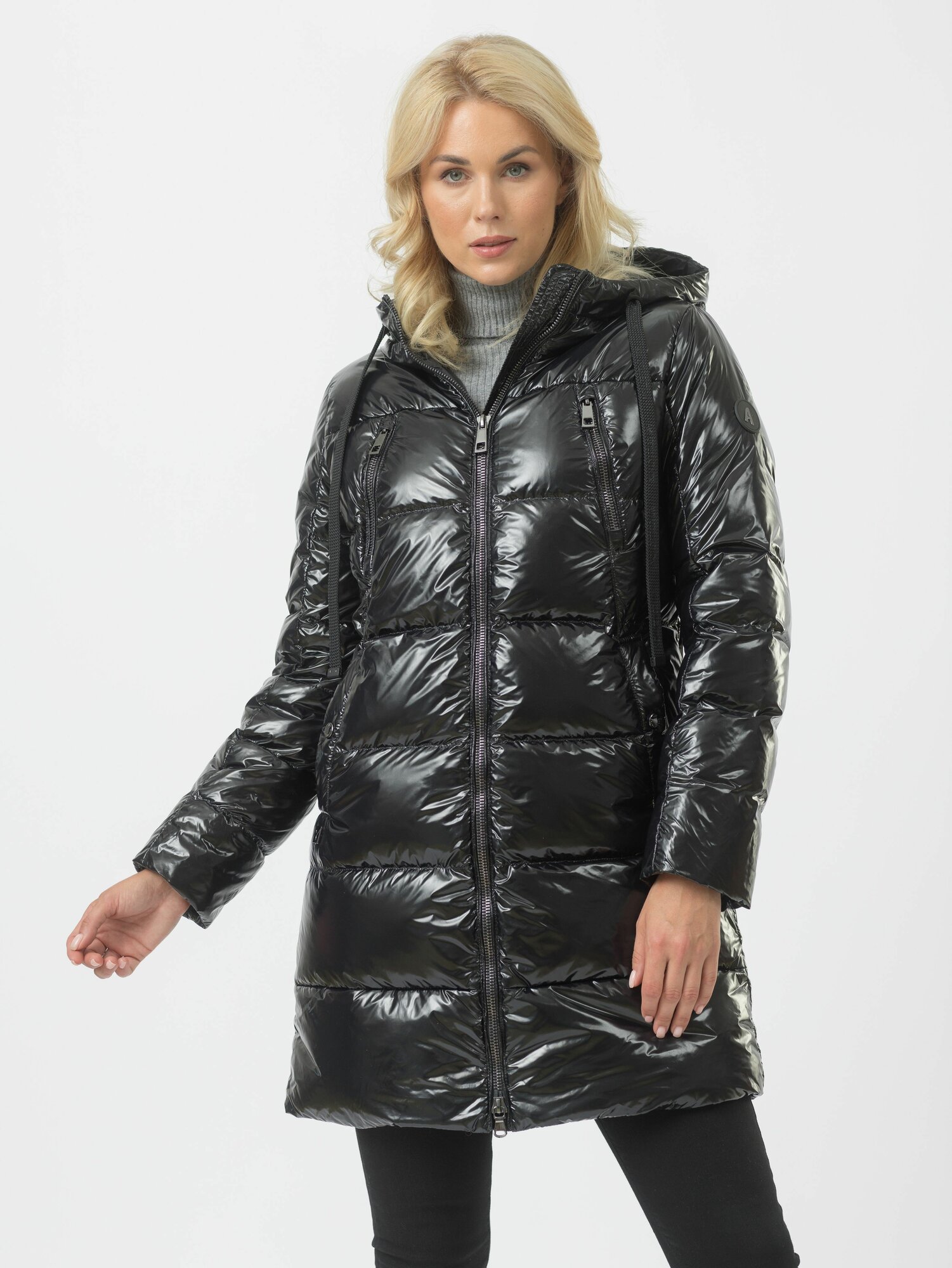 Пуховик Осень-зима 2023