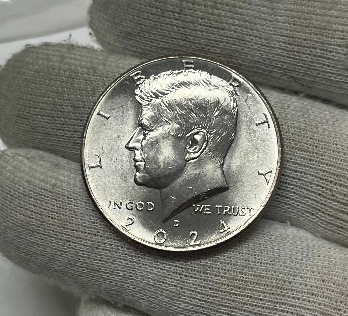 США 50 центов 2024 года UNC, Двор D