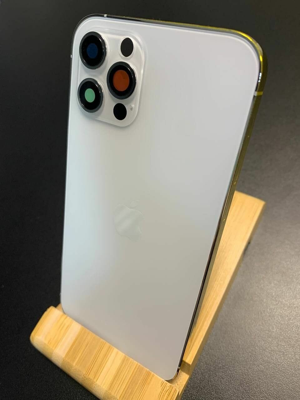 Корпус iPhone 12 Pro белый (Silver), комплект кнопок, сим-лоток