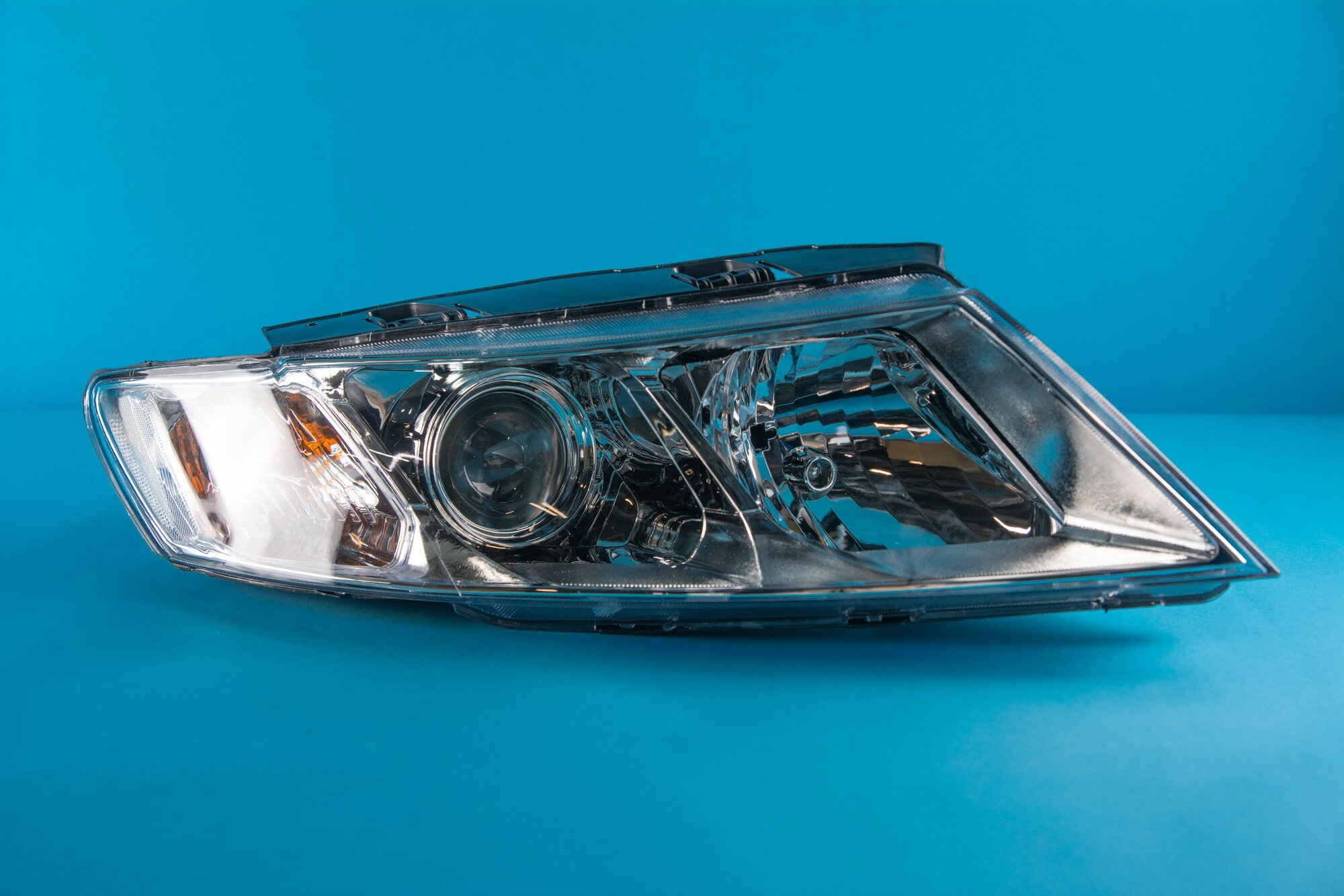 Фара КИА Маджентис 2 2008-2010 правая галоген, передняя оптика KIA Magentis 08-10 ближний дальний свет