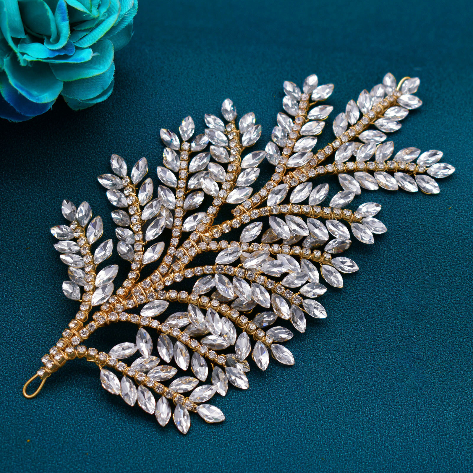 Украшение для причёски