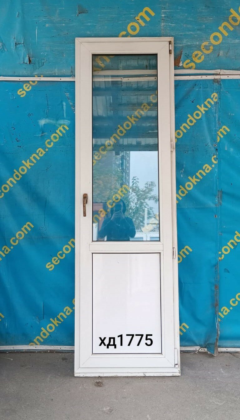 Дверь пластиковая Б/У 2180(в)х670(ш)