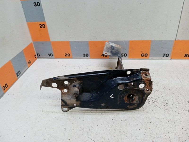 Б/У левая часть, Ауди 80 Б3 Панель передняя Audi 80 1988 B3, 89 267688 VAG арт. 893805855A