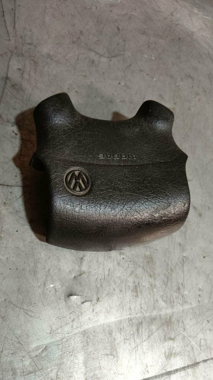 AirBag водительская Volkswagen Passat B4 (1993 - 1997)