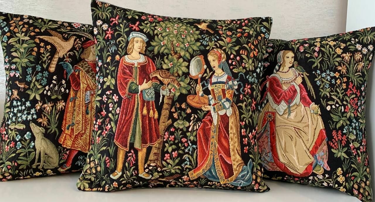 Гобелен, комплект декоративных наволочек из 3-х штук 45х45 см / "Портрет средневековый"