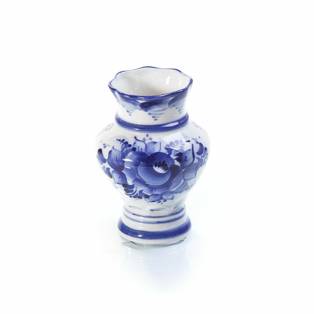 Фарфоровая ваза Ландыш