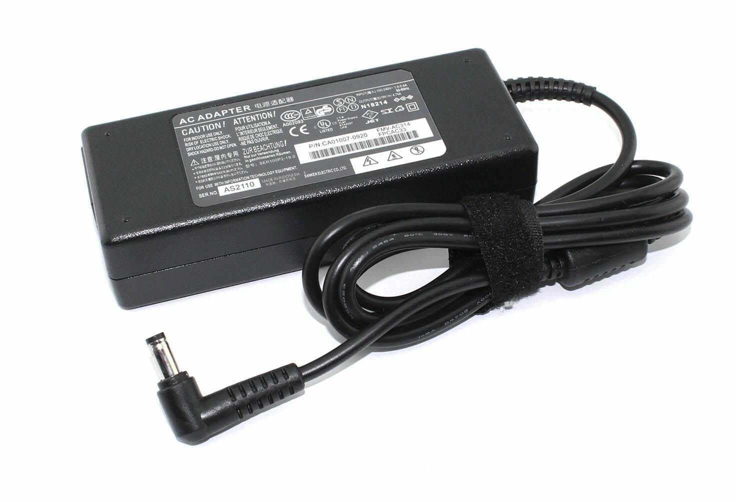Блок питания (сетевой адаптер) для ноутбуков Fujitsu 19V, 4.74A, 90W, 5.5x2.5 мм