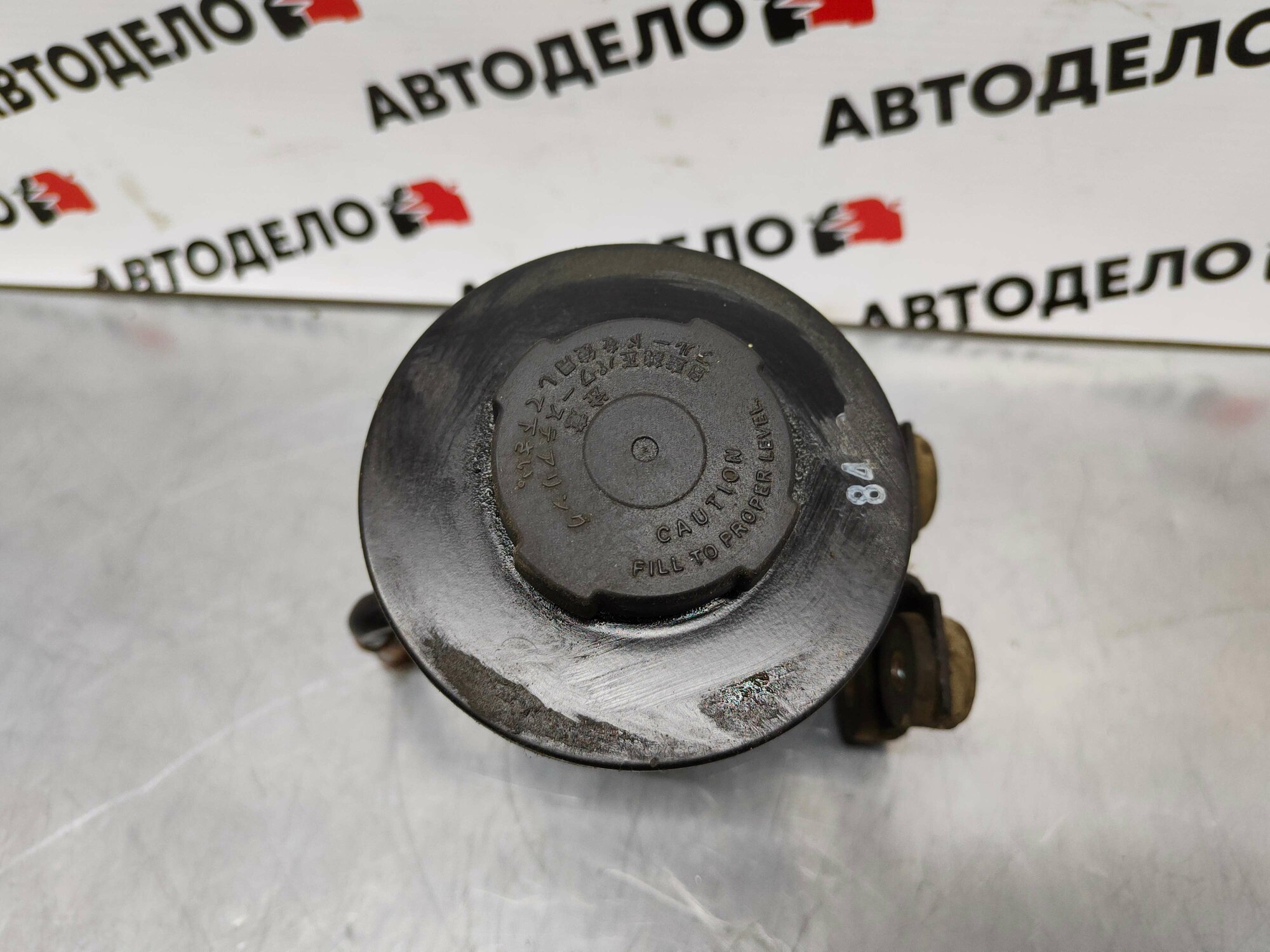 Бачок гур Nissan Serena C23 1998 г.в