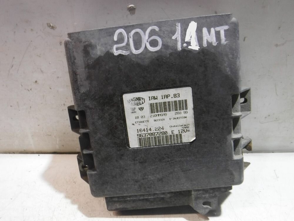 Блок управления двигателем Peugeot 206 9637087280