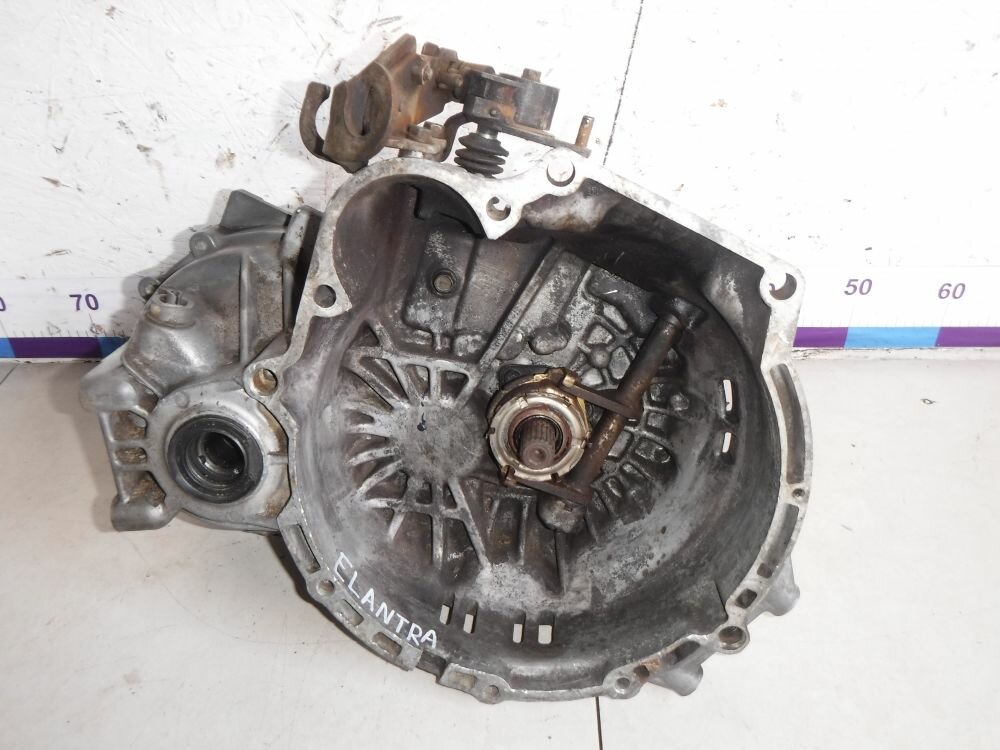 Механическая коробка передач Hyundai Elantra III 4300028543