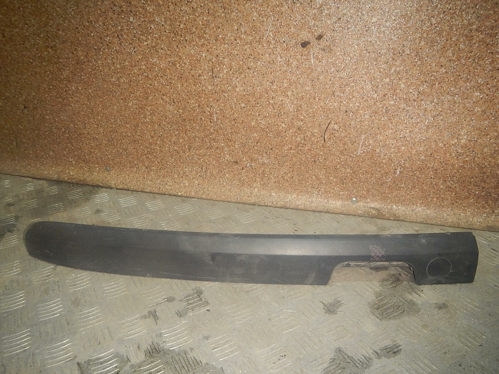 Б/У Накладка двери багажника, ВАЗ (VAZ)-LADA LARGUS (ларгус) LADA LARGUS (Ларгус) правая Царапины. 386653 LADA арт. 82004...