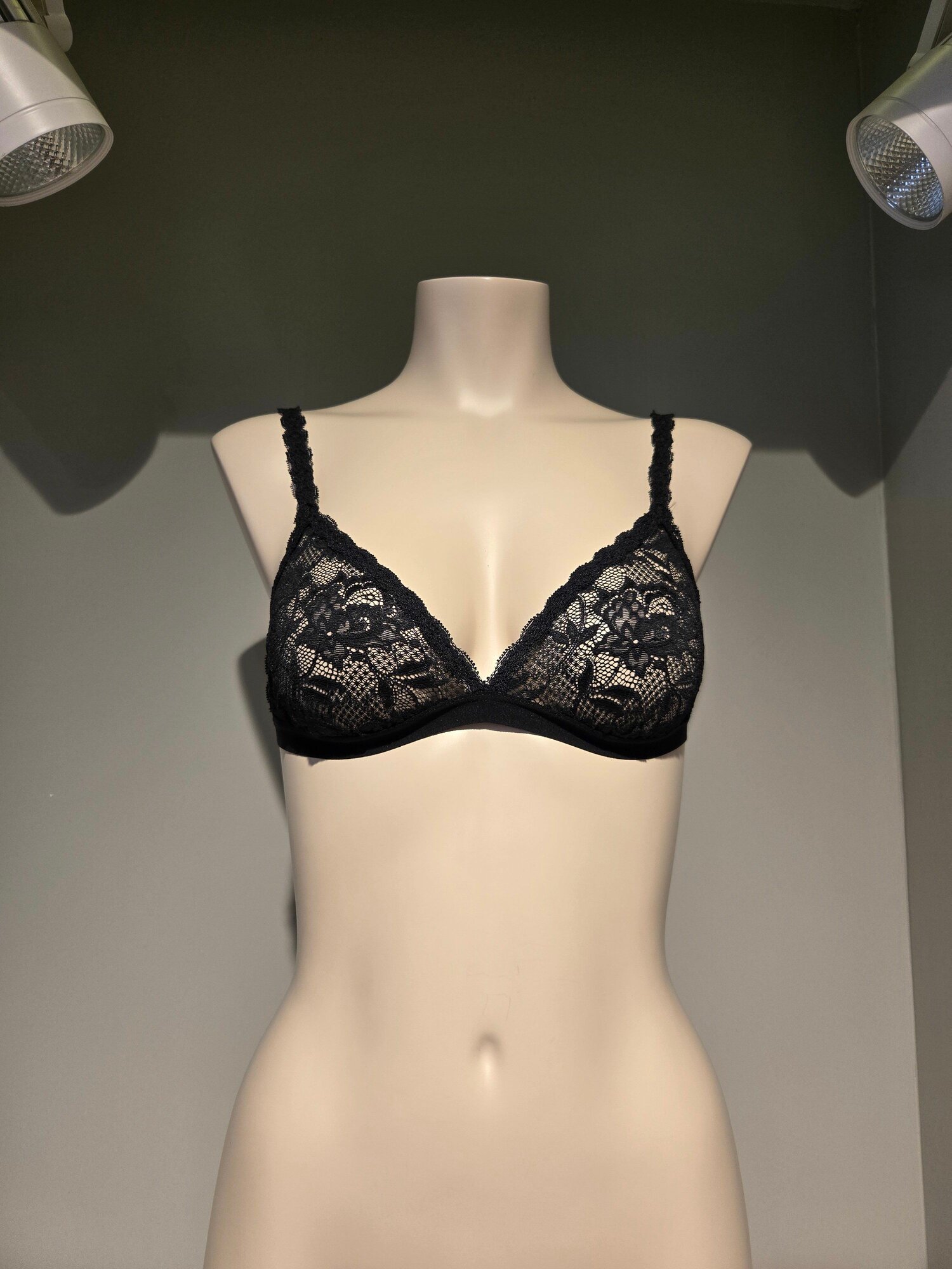 Бюстгальтер-невидимка