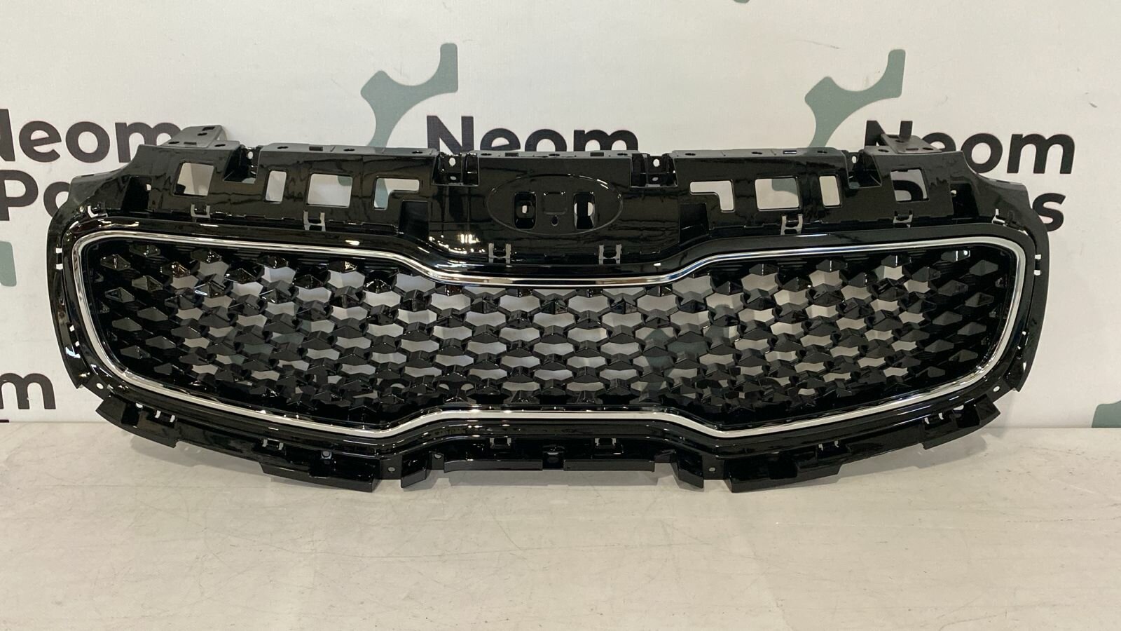 Решетка радиатора Kia Sportage 4 QL 15-22, 86350F1600, Neom.Parts