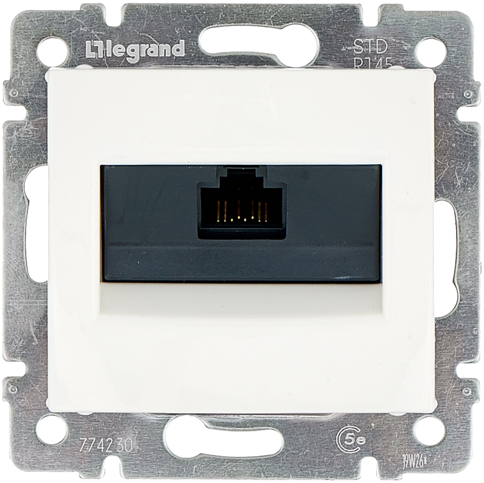 Розетка для интернета / телефона LEGRAND VALENA RJ45х1 в рамку 5Е (Белая) арт. 774230