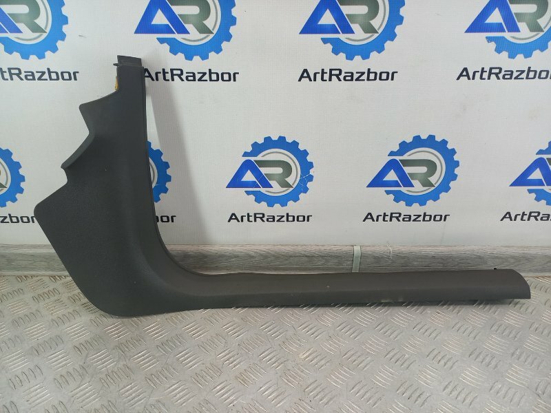 Б/У Накладка порога передняя правая Ford C-Max 1 / Форд С-Макс 1 2.0 AODA 145.5 Л.С 2005 перед.