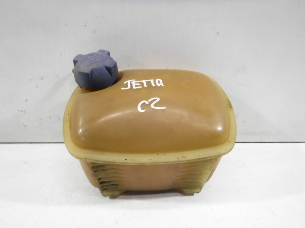 Бачок расширительный VW Jetta II