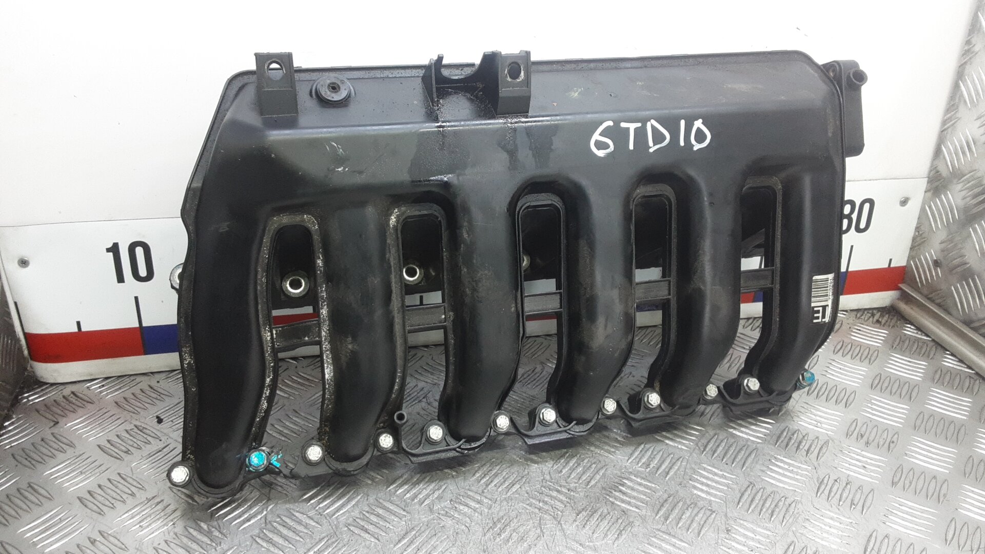 Впускной коллектор дизельный BMW 5 E60/E61