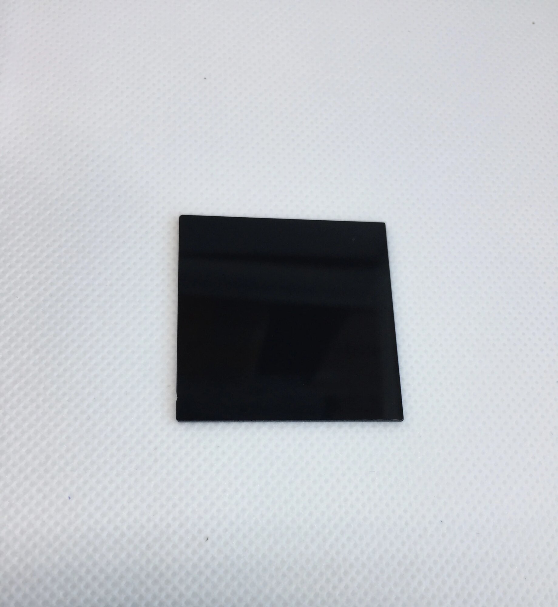 Стеклянный фильтр 7x7x1.0mm 10шт для фонарика 365нм