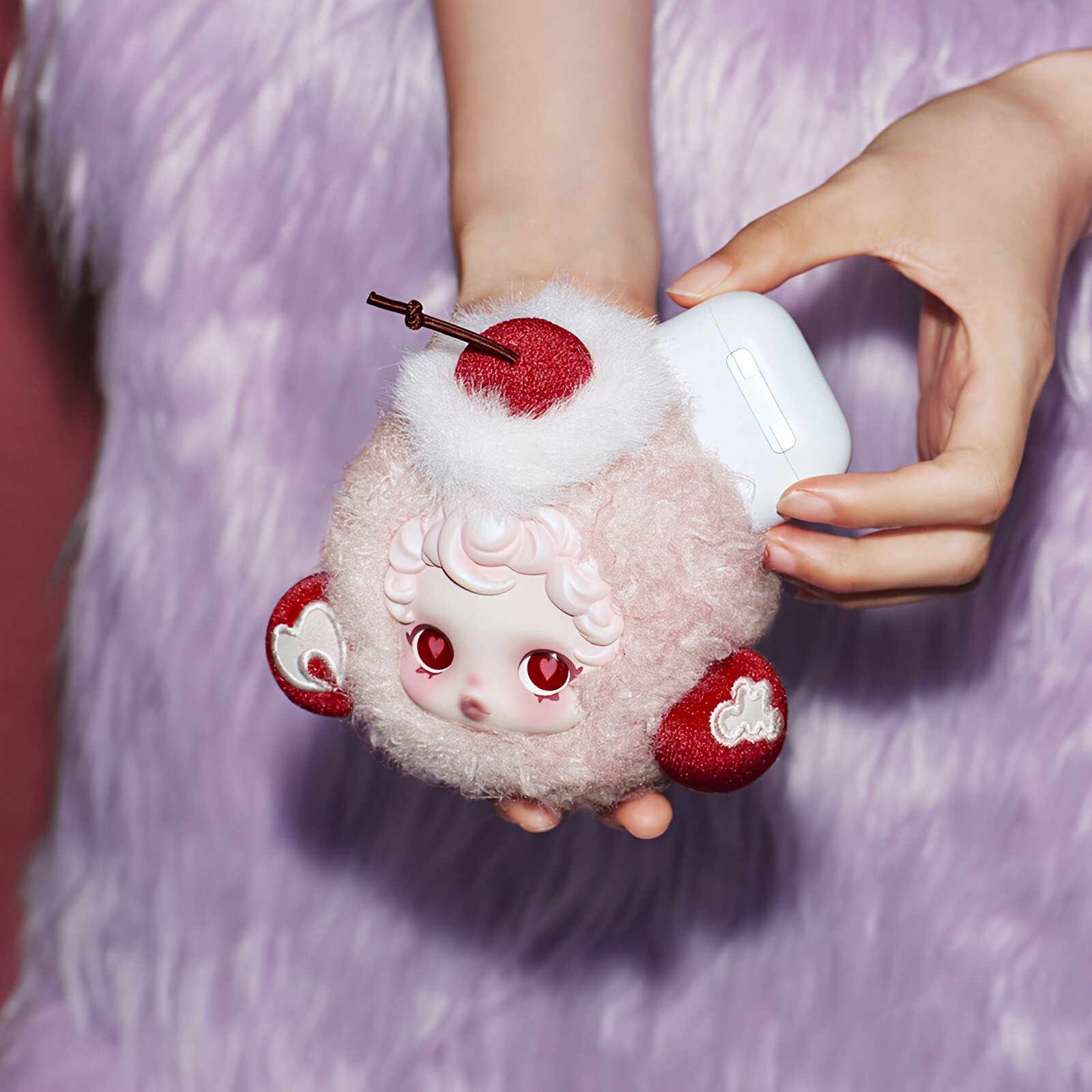 Игрушка-сюрприз SKULLPANDA You Found Me！Series Earphone Bag, Original Pop Mart оригинал скуллпанда