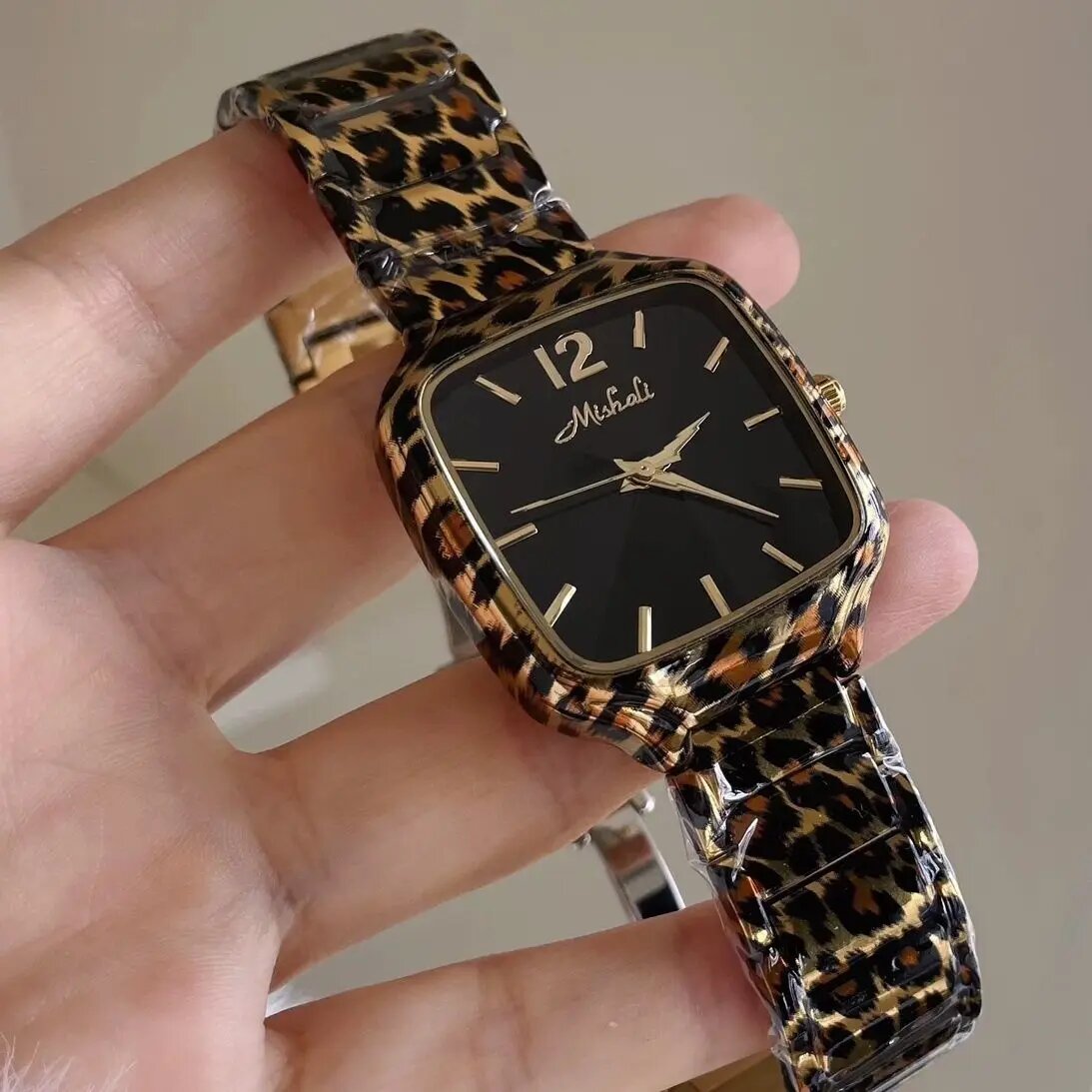 Наручные часы