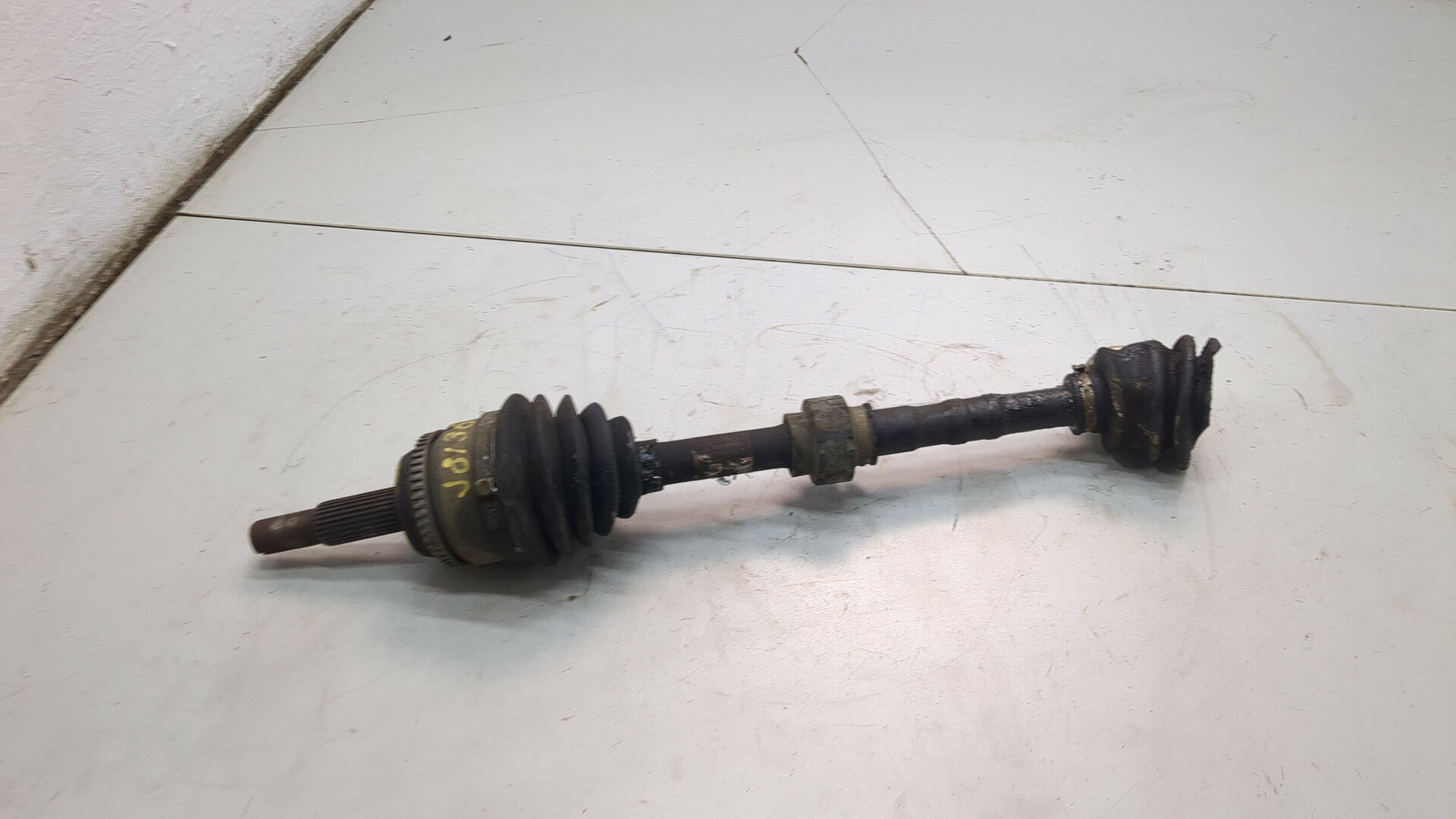 Полуось (вал, шрус) правая передняя Toyota Camry V40 Б/У